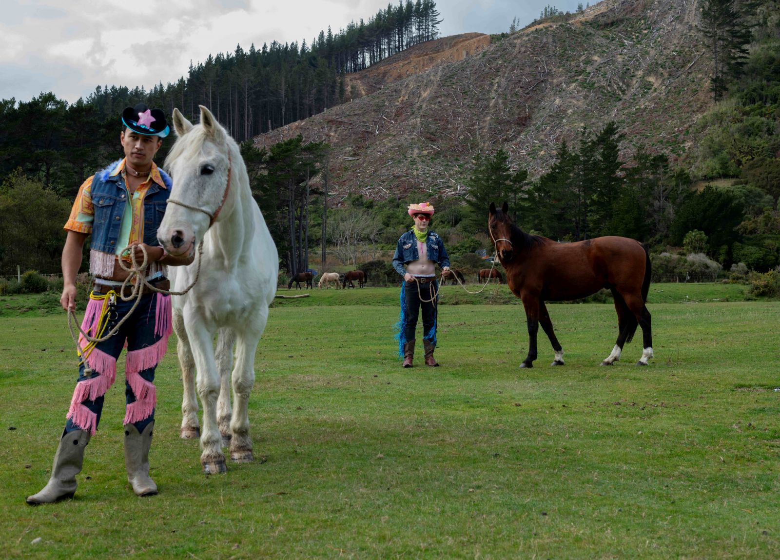 Meet the Artist, Christopher Ulutupu, Jhana Millers Gallery | Aotearoa ...